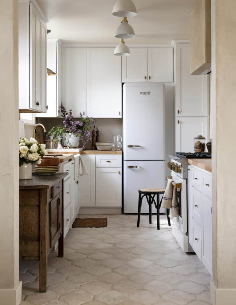 Magnolia Network Amy Neunsinger Shares 10 Interior Tips