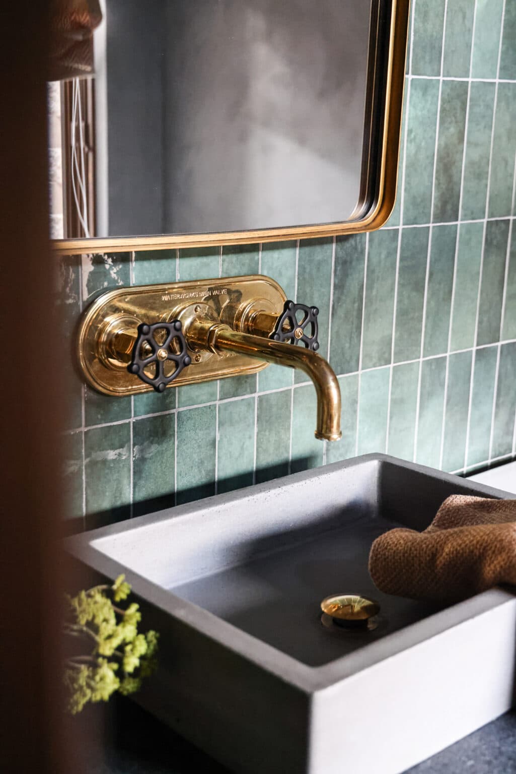 Colorful Interior Design Tips for Creating a Vibrant Home 1