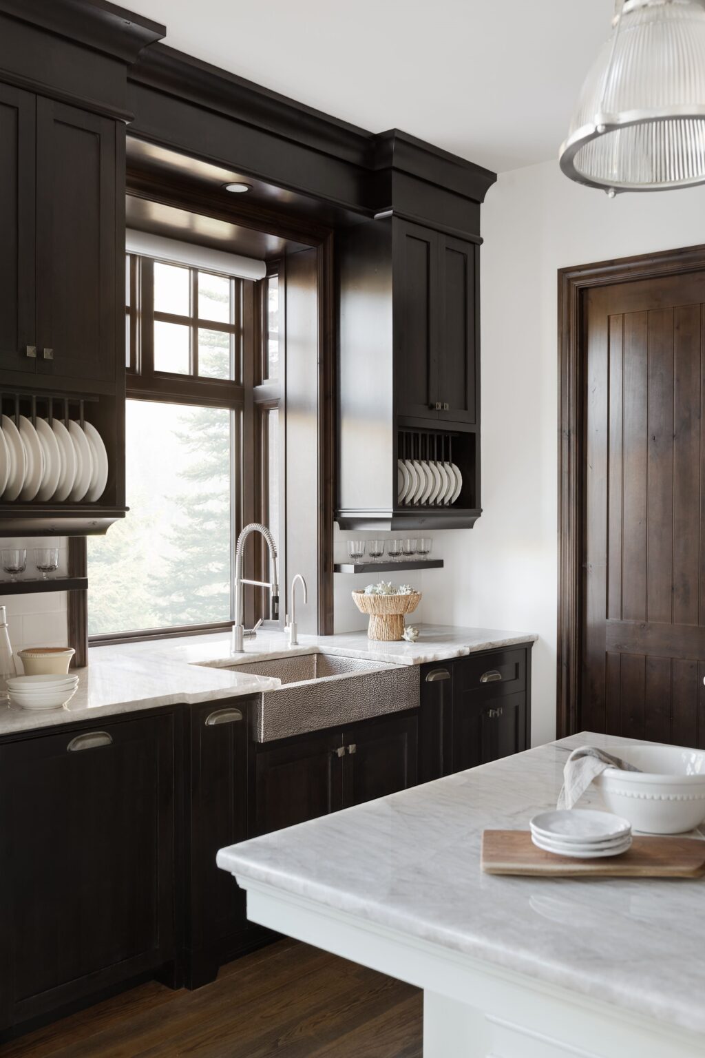 A Hand-hammered Nickel Sink, 5 Gorgeous + Durable Ways